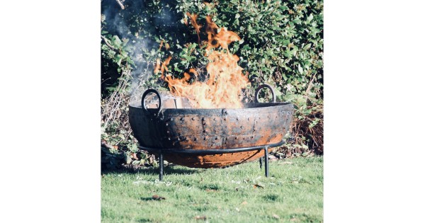 1,000mm Diameter 45KG Cast Iron Indian Fire Bowl Outdoor Fire Pit